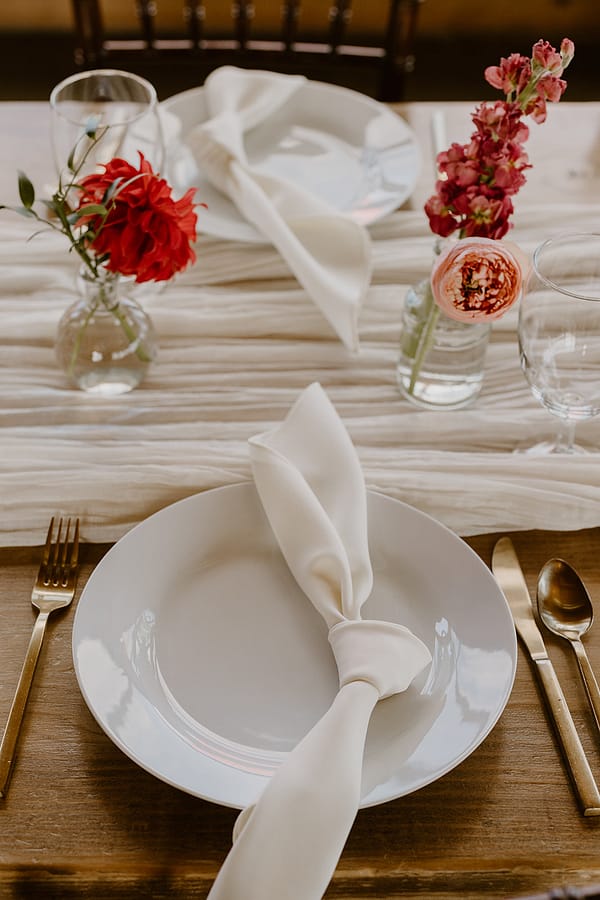 Ivory Sahara Runner | Linen & Napkin Rental | Event Rents